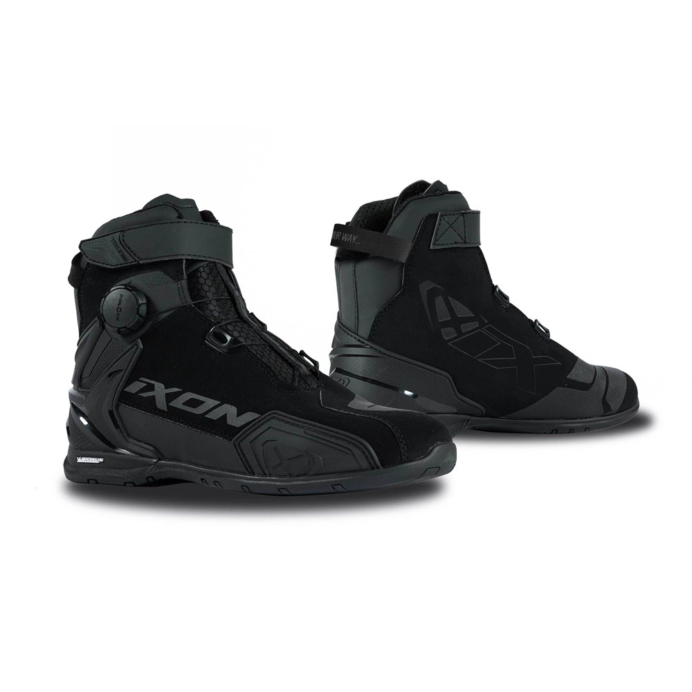 IXON BULL 2 WP BOOT BLK (42) - Cassons - Cassons